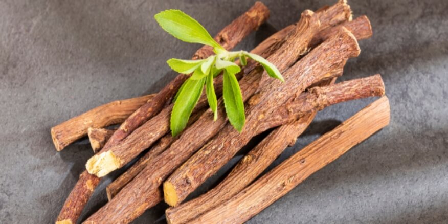 سيروم عرق السوس: فوائده وكيفية استخدامه - ويب طب